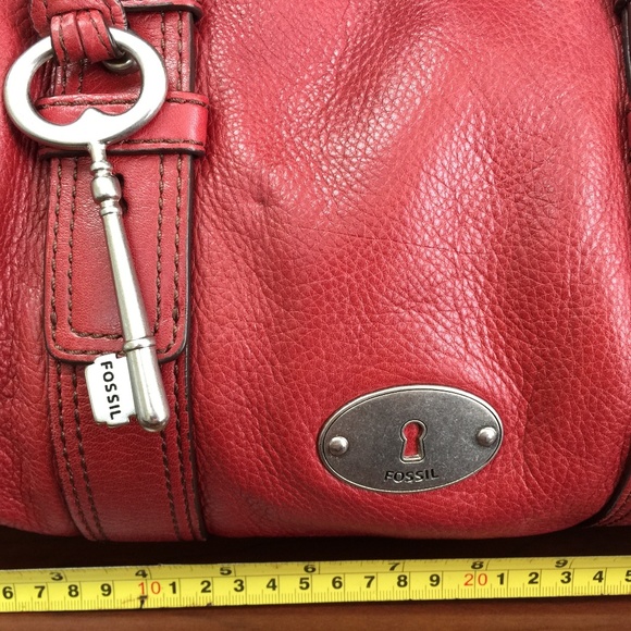 Fossil | Bags | Fossil Maddox Red Pebble Leather Purse Euc | Poshmark